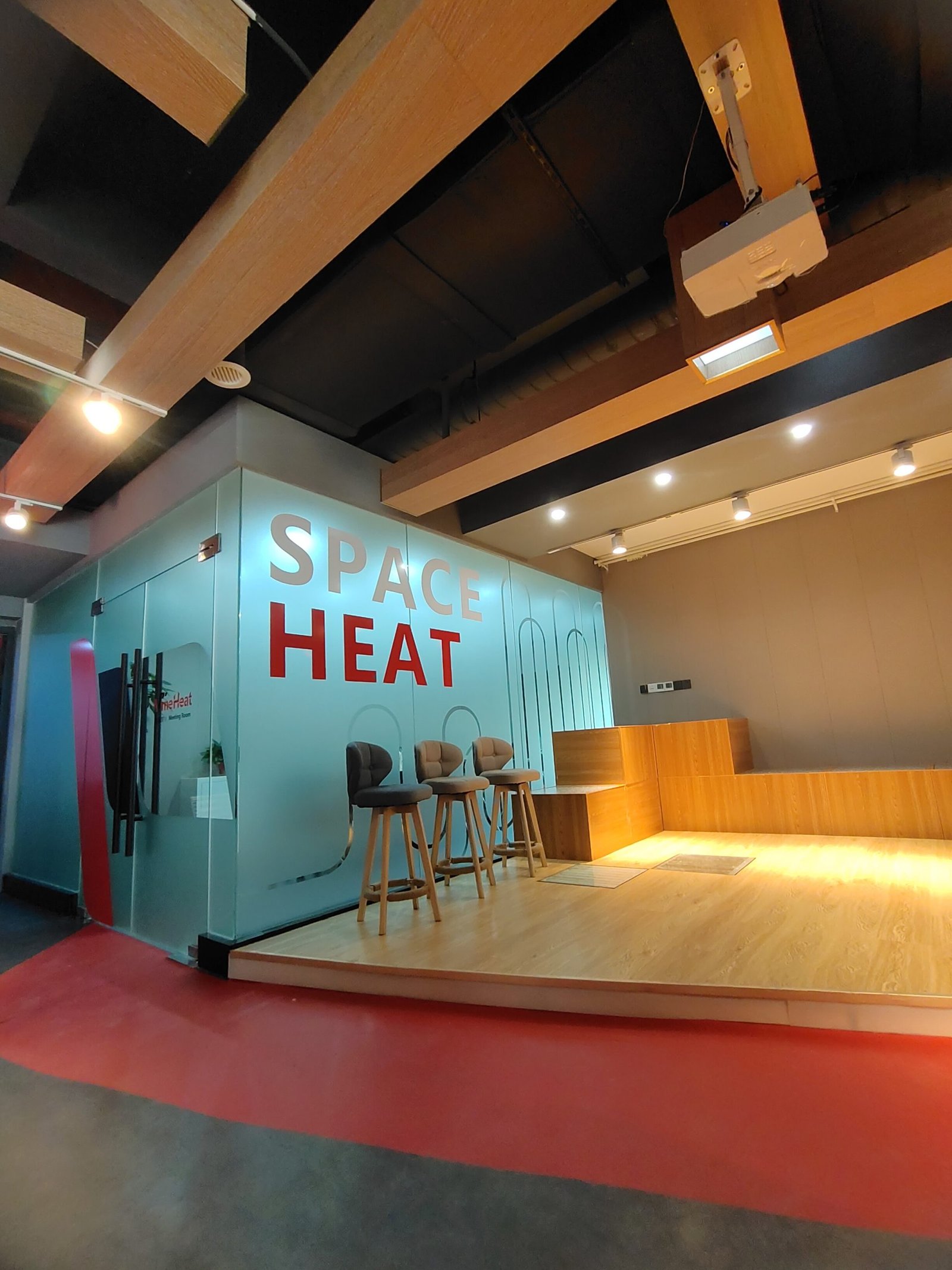 Brand X Multidimention – Design Profolio